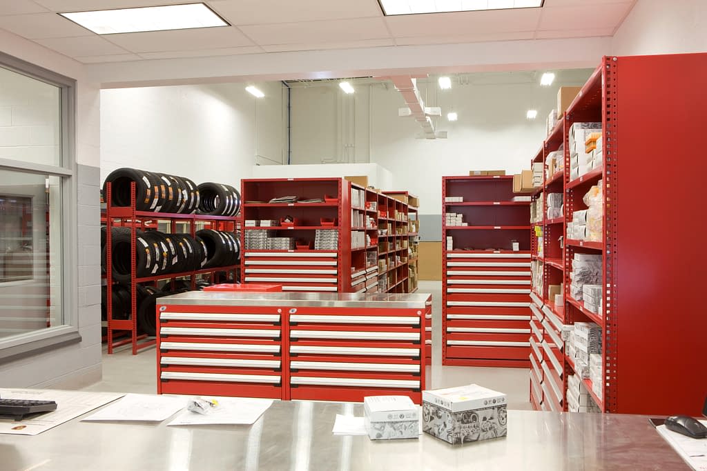 Industrial Shelving & Shop Equipment - Conveyer & Caster