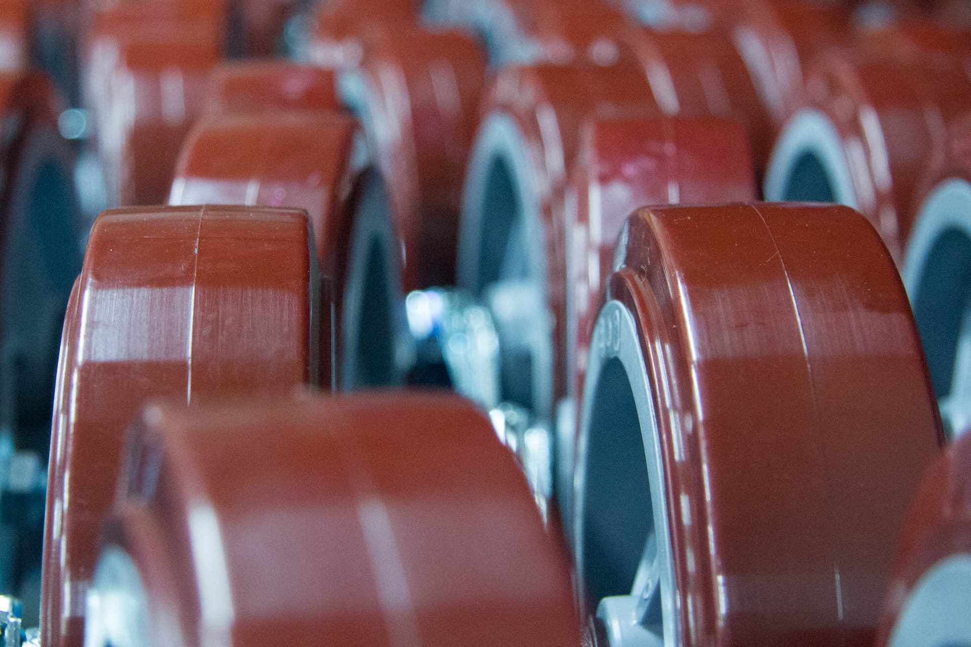 Hard Wheels, Soft Wheels; Round Wheels, Flat Wheels | Conveyer & Caster